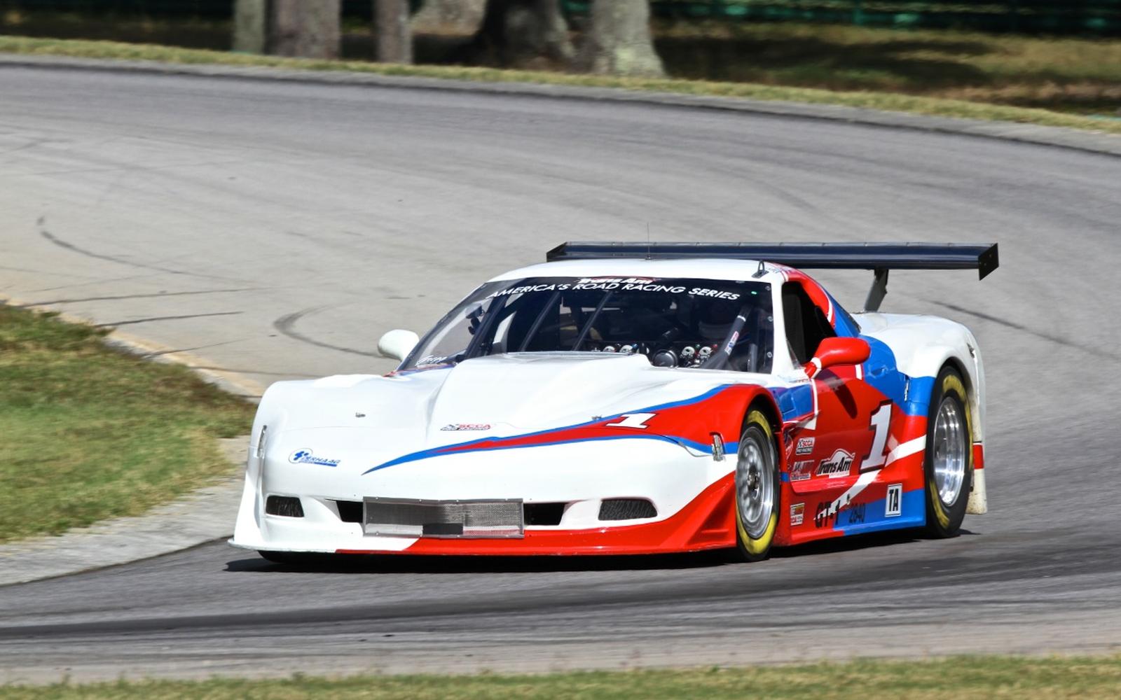 Defending Champion Simon Gregg leads first practice session